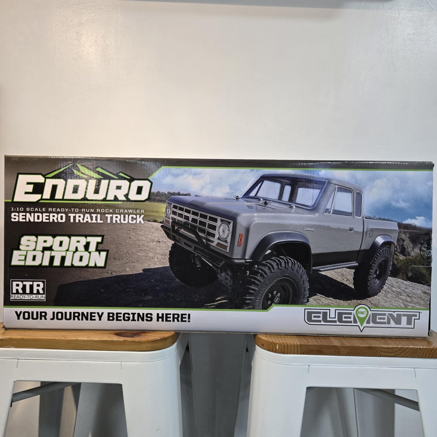 1:10 Enduro Sendero Trail Truck Crawler – Toy Tycoon