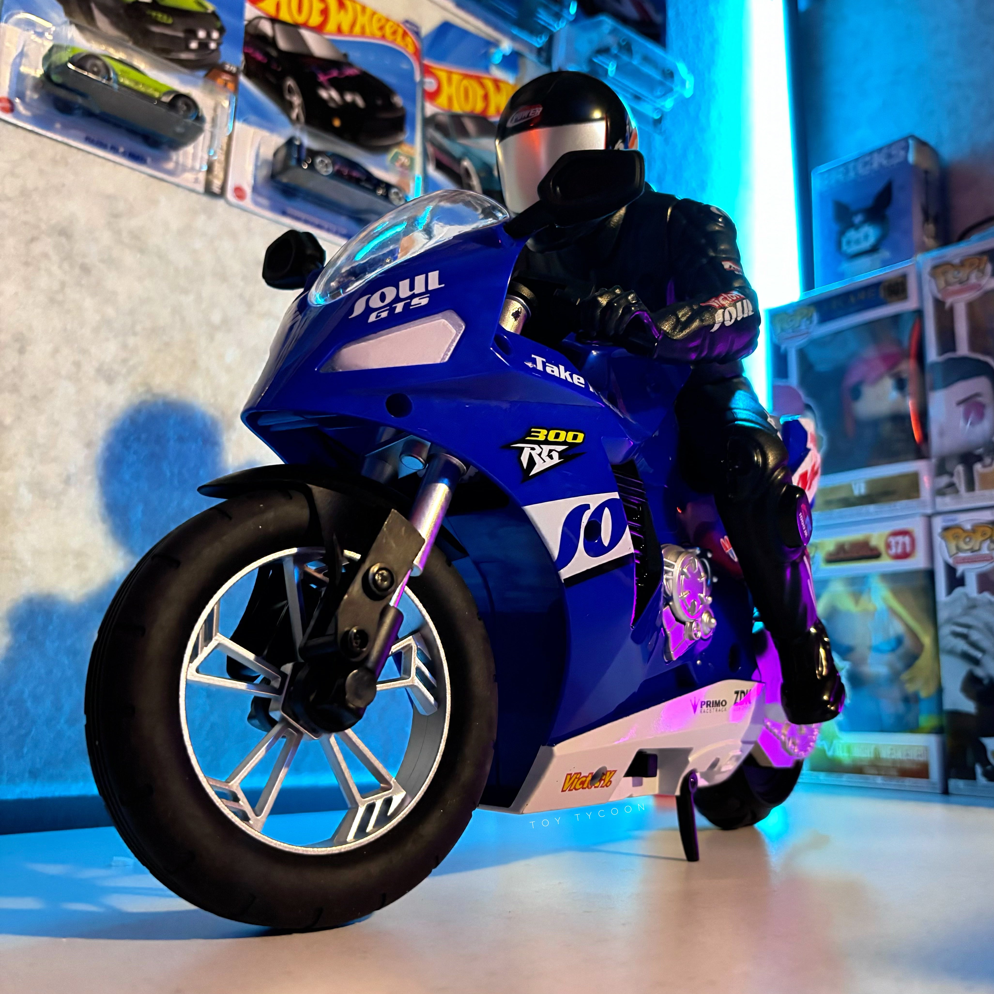 2.4Ghz Self Balancing Stunt Motorcycle RC 1:6 Scale – Toy Tycoon