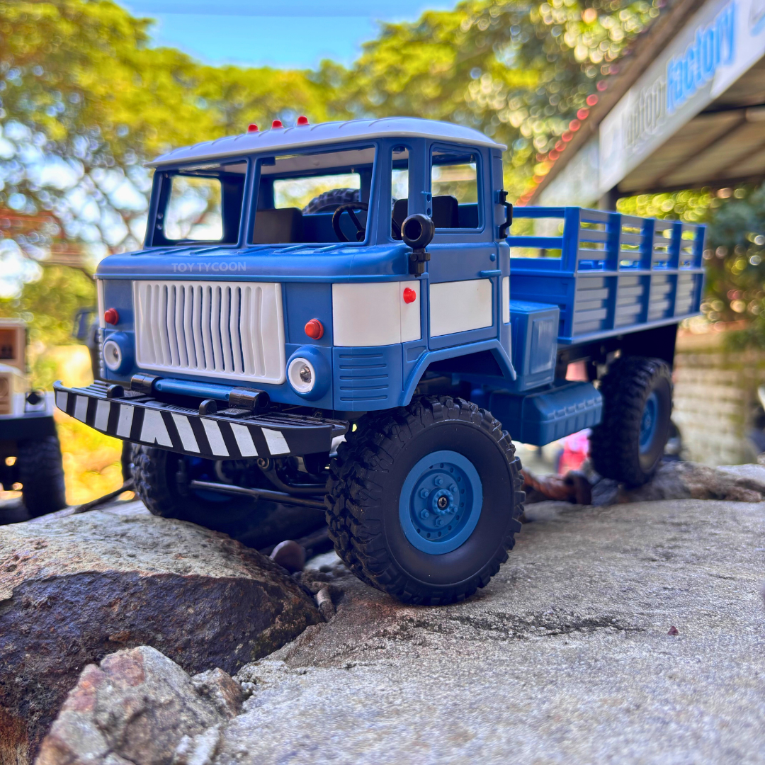 1:16 All-Terrain Military Truck Crawler – Toy Tycoon
